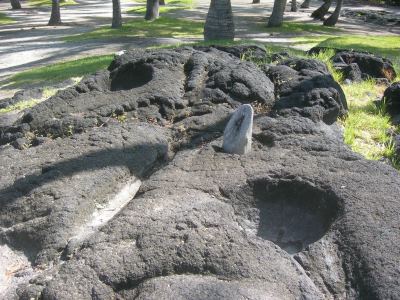 Puuhonua-o-Honaunau_Kanoa-Awa-400 | Hoʻokuleana LLC